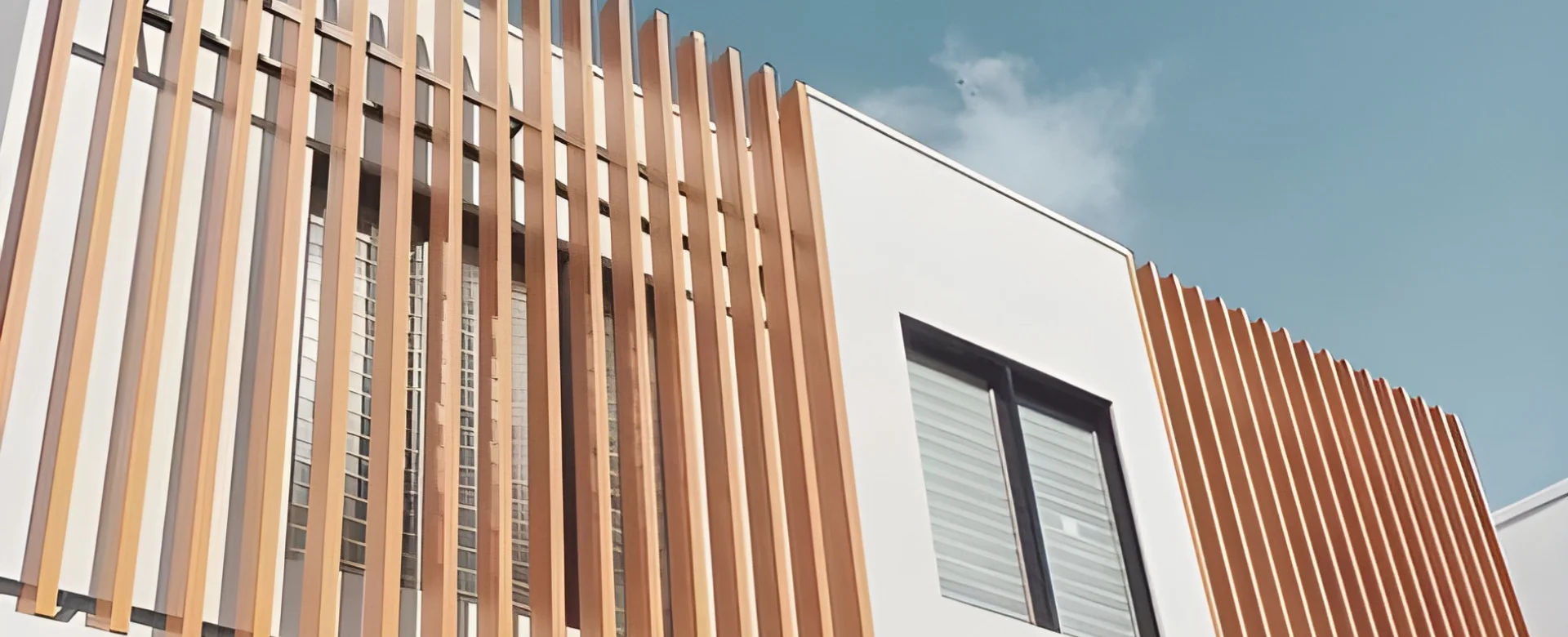 Panel Para-Para Fasad Modern | Solusi Tahan Cuaca dari AKP